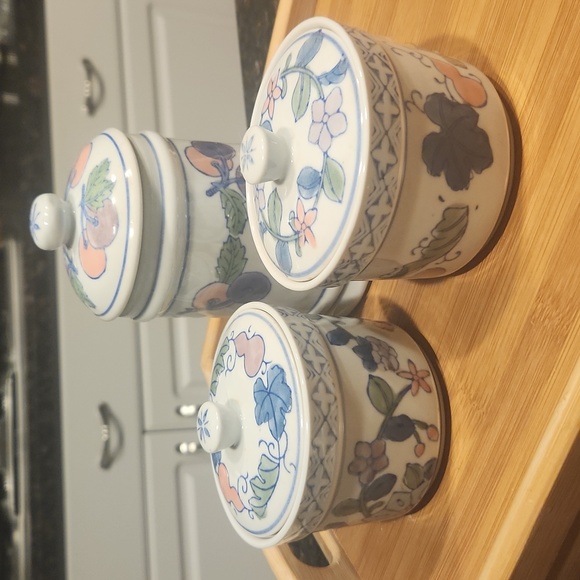 Vintage | Kitchen | Vintage Cermaic Canister Pottery Sugar Jar Set Of 3 ...